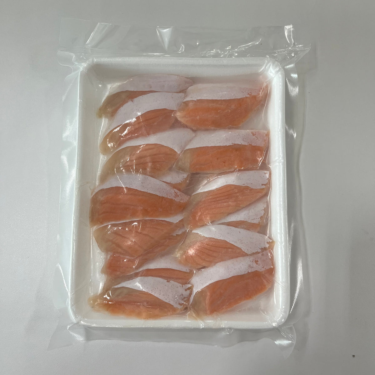 Salmon Belly Harasu Slice Skin Off | サーモンハラススライス(皮取り) | 180G – SAKANA ...